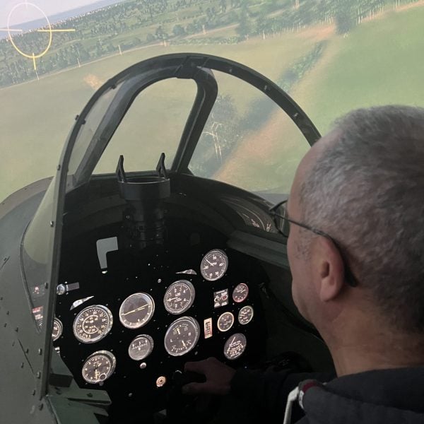 90 Minute Spitfire Flight Simulator Experience Near Manchester